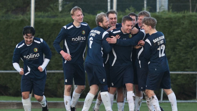 Voetbalweekend: Dennis Boer de gevierde man bij Woubrugge, MMO komt in ...